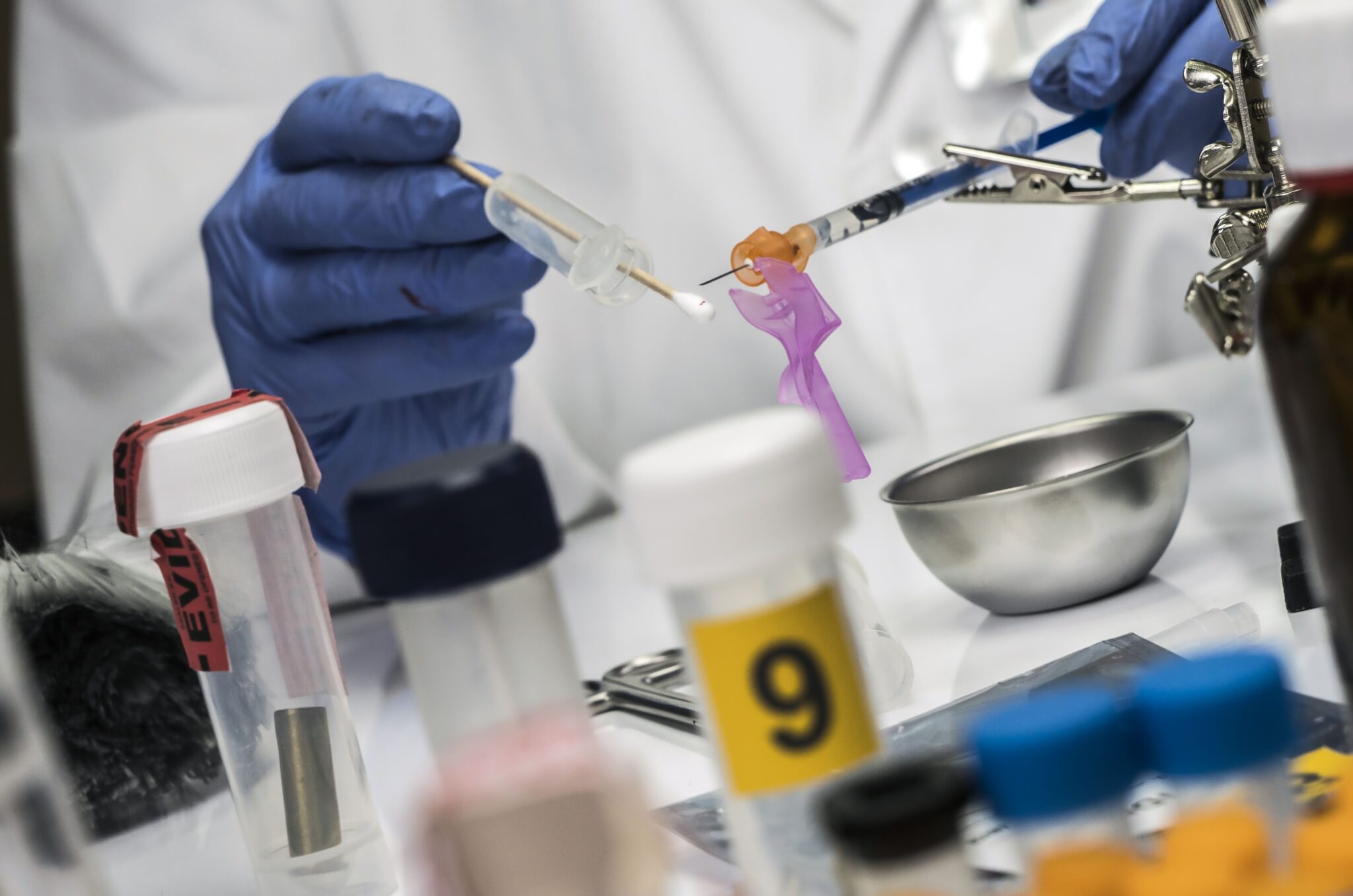 Forensic Pathology: Accidental Overdose vs Suicidal Overdose